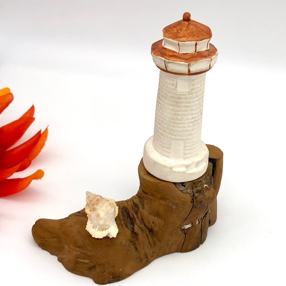 Vintage | Accents | Vtg Drift Wood Lighthouse Sculpture Mini Conch ...